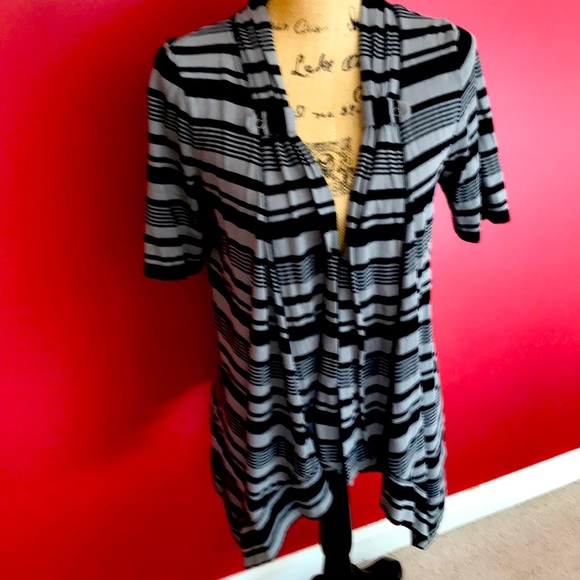 Dkny | Jackets & Coats | Dkny Black And Gray Ladies Short Sleeved ...